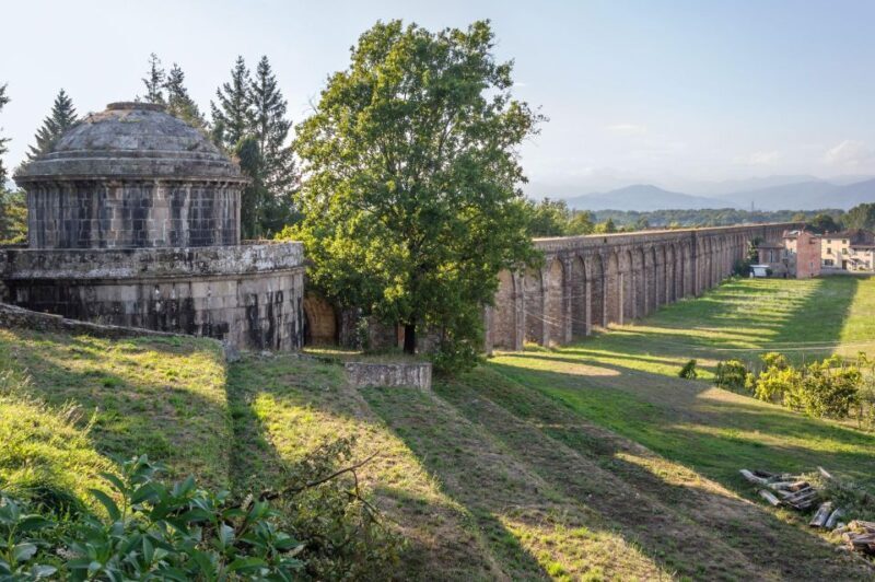 Bike Self-Tour in the Lucca Countryside and Green Landscapes - Authentic Tasting and Relaxed Exploration