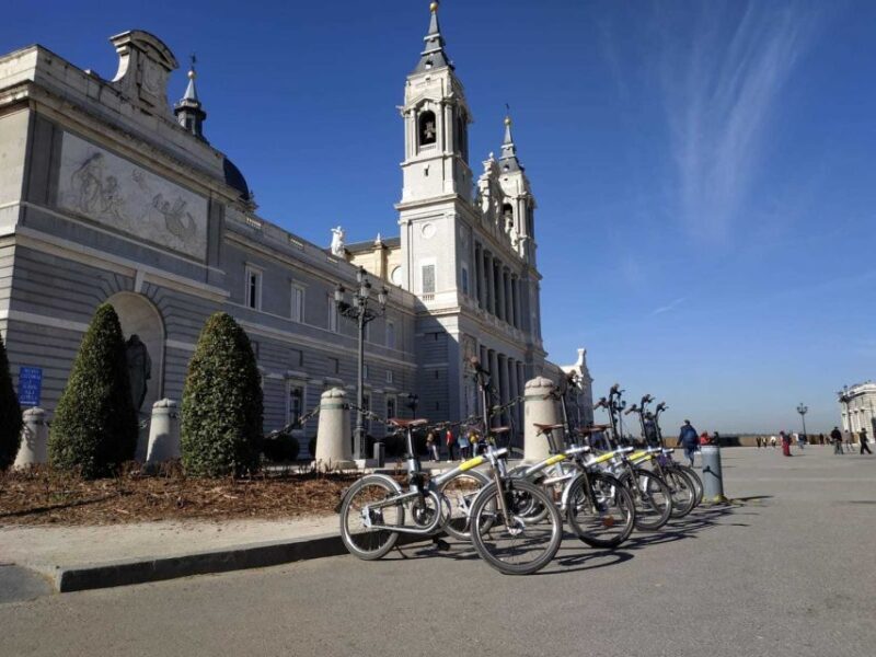 Bike Tour Through Madrid Río and Casa de Campo - Climbing San Vicente Hill and Panoramic Views