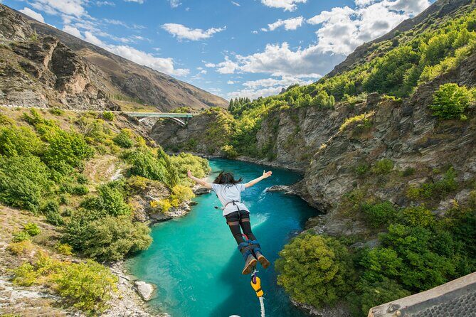 Bike & Wine Tour: Arrowtown to Valley of the Vines - Flexibility and Convenience