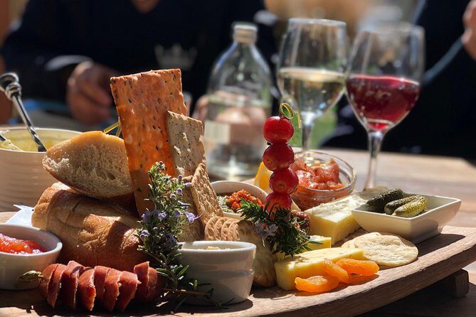 Bike & Wine Tour: Arrowtown to Valley of the Vines - Bikes: Quality and Comfort