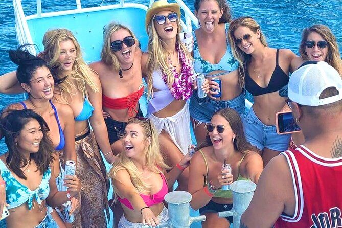 Bikini Bottom Public Party Dance Cruise + LIVE DJ - The Facilities and Comfort