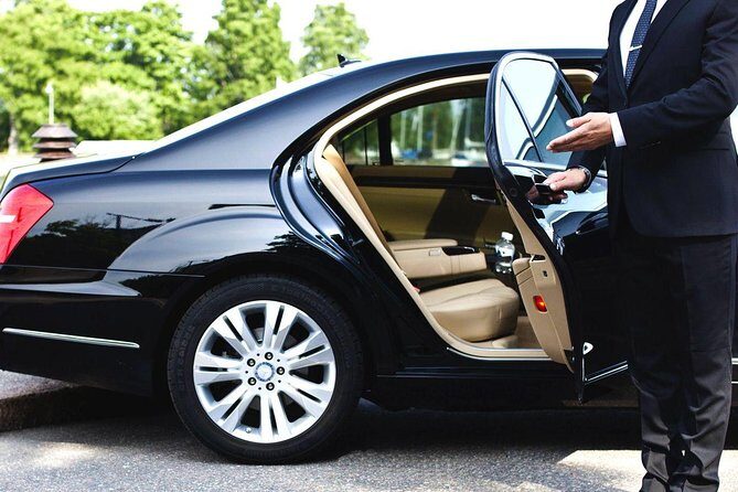 Bilbao Airport Private Departure Transfer - Key Points