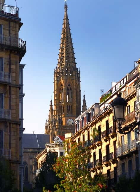 Bilbao: Biarritz, Saint Jean de Luz, and San Sebastian Tour - Key Points