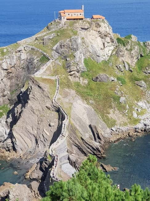 Bilbao, Guggenheim, and Gaztelugatxe from Biarritz - Visiting the Guggenheim Museum