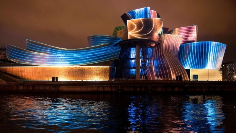 Bilbao: Guggenheim Museum Skip-the-Line Guided Tour & Dinner - Practical Tips for Travelers