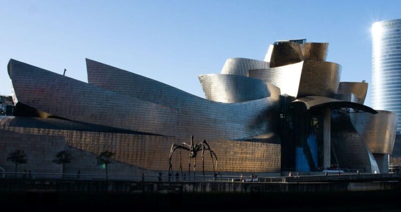 Bilbao: Guggenheim Museum Visit & Private Walking Food Tour - Exploring Bilbao: Guggenheim & Food in a Single Excursion