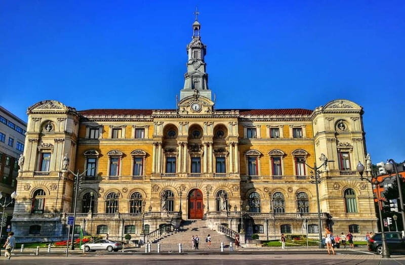 Bilbao: Private Guided City Tour - Key Points