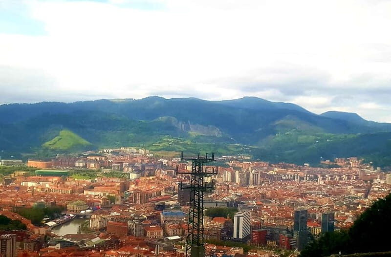 Bilbao Walking Tour and cable car in spanish - The Sum Up
