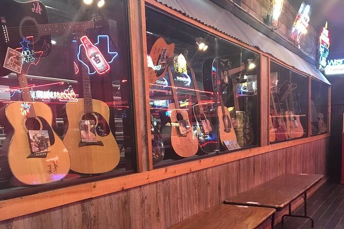 Billy Bob's Texas Honky Tonk Dinner and Photo Package - A Deep Dive into the Billy Bob’s Experience