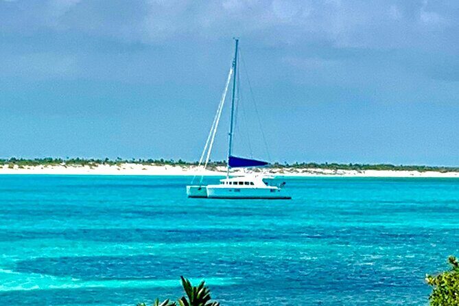 Bimini Charters - Private 3hr Catamaran Charters, Sail & Snorkel - Comfort and Amenities
