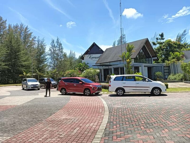 Bintan Car rent with Driver - Key Points