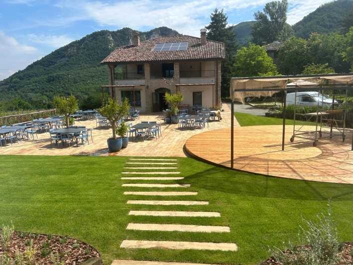 Biodynamics vineyard tour and tasting at Al di là del Fiume - The Practicalities