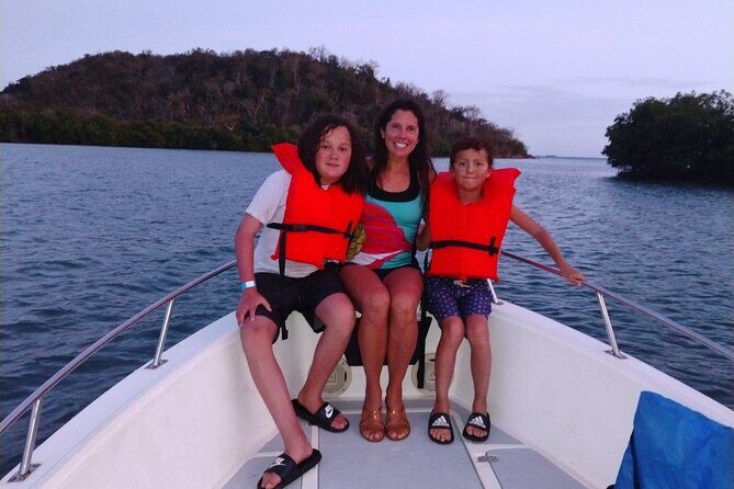 Bioluminescent Bay Night Boat Charter in La Parguera with Captain - Discovering La Parguera’s Bioluminescent Wonder