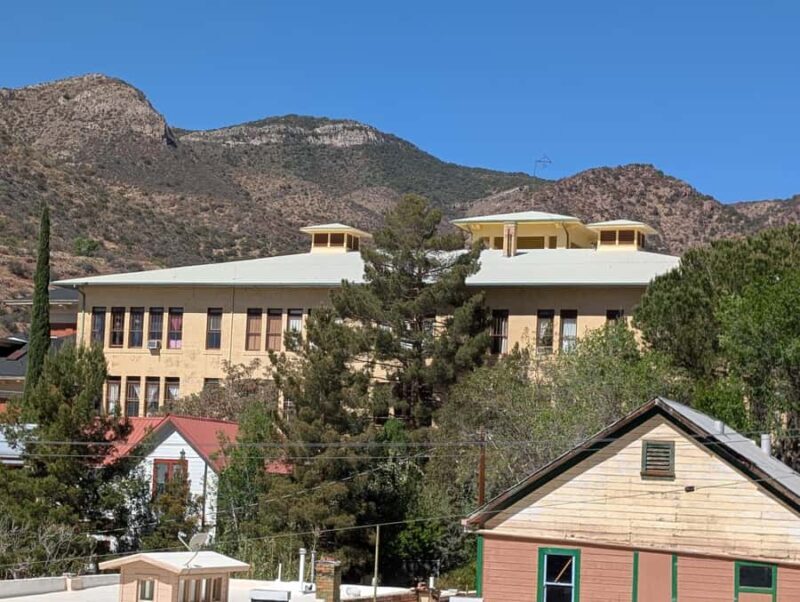 Bisbee: Private Guided Tour in Climate-Controlled Jeep - Analyzing the Value