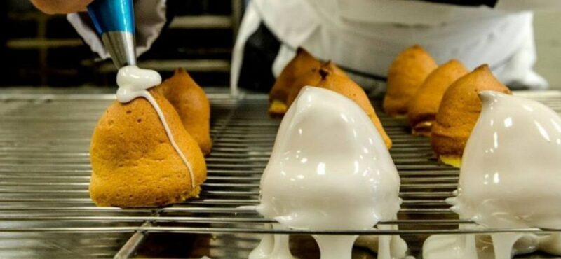 Bisceglie: Private Tour with Typical Sospiro Sweet Tasting - Iconic Landmarks and Medieval Ruins