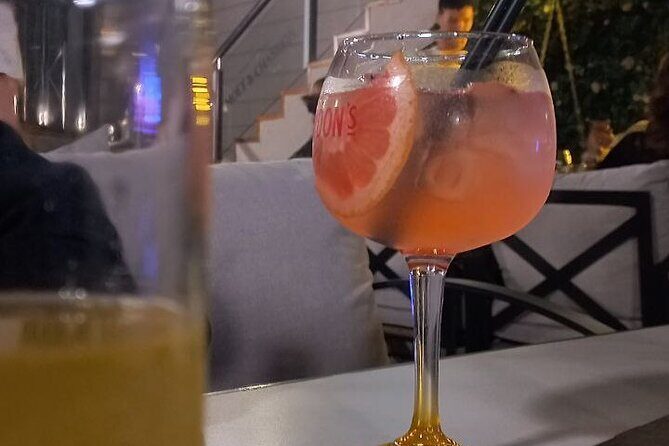 Bishkek Nightlife : How Metropolis Lives & Crafted Drinks in Bars - Final Stop at 86 Turusbekov Street: Live Music & Drinks