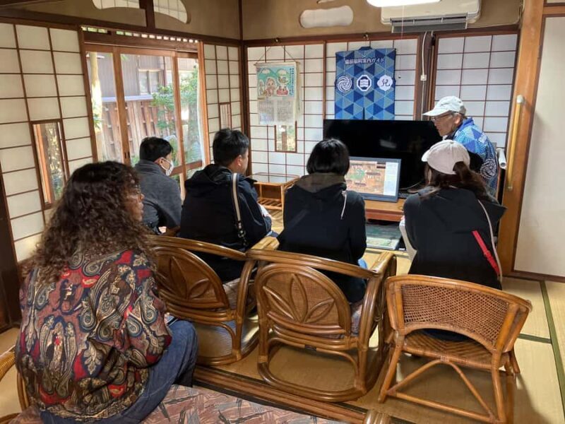 Bizen Fukuoka Historical Walking Tour - Key Points