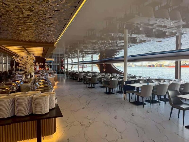 BKK:The Planet River Dinner Cruise &Upper desk Entertainment - Why Travelers Love This Experience