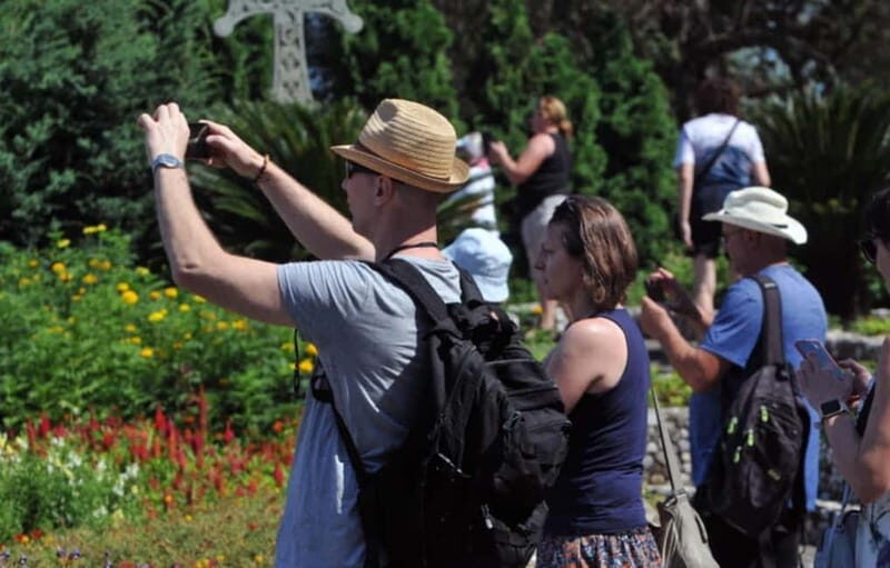 Black Sea: Magnetic Beach and Batumi Botanical Garden Tour - Key Points