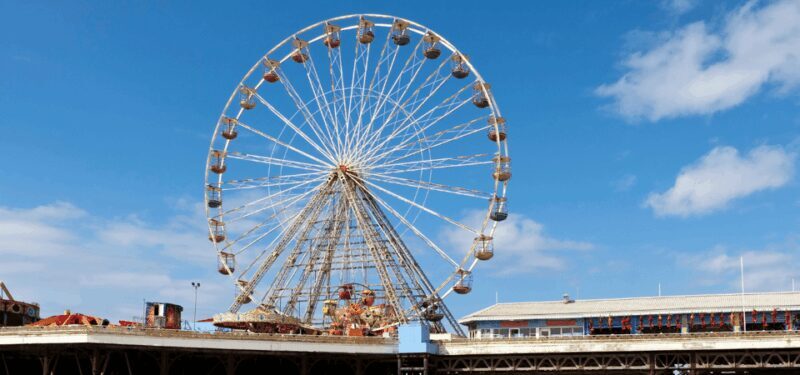 Blackpool Christmas Lights Walking Tour with an App - The Sum Up