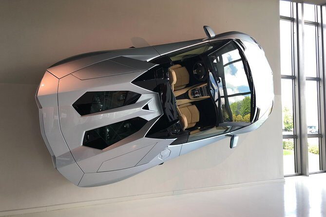 Black&Red:Lambo Museum,Ferrari Factory,Ferrari Museum,Lunch,Private transport - FAQ