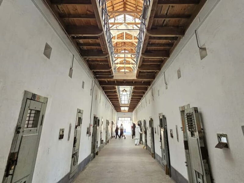 Blood & Tears: Korea Dark History Guided Walking Tour - Key Points