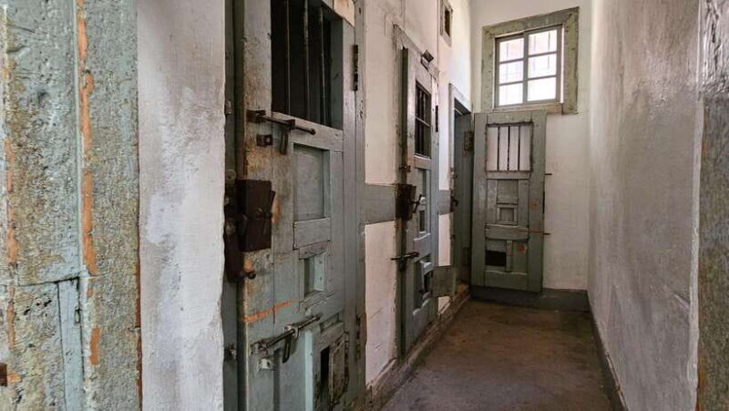 Blood & Tears: Korea Dark History Guided Walking Tour - Authenticity and Reviews: Real Perspectives