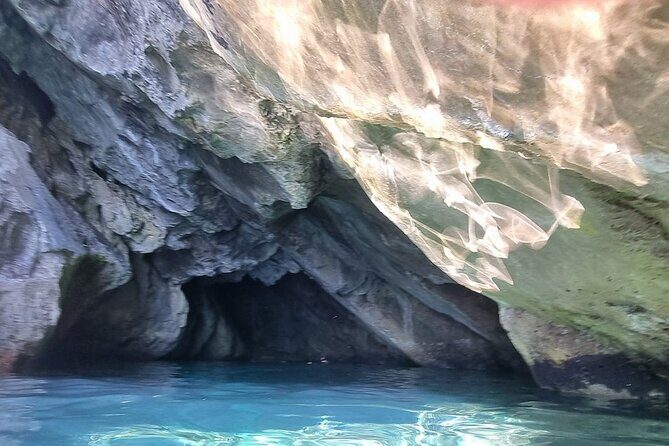 Blue and Green Cave Tour from Dubrovnik,private speed boats - Exploring the Blue and Green Cave Tour from Dubrovnik: A Practical Guide