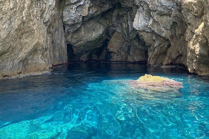 Blue and Green Cave Tour from Dubrovnik,private speed boats - Key Points