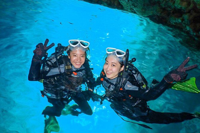 Blue cave experience diving [charter system / boat holding] | I am very satisfied with the beautiful facilities of the shop - Fans Speak: Authentic Feedback