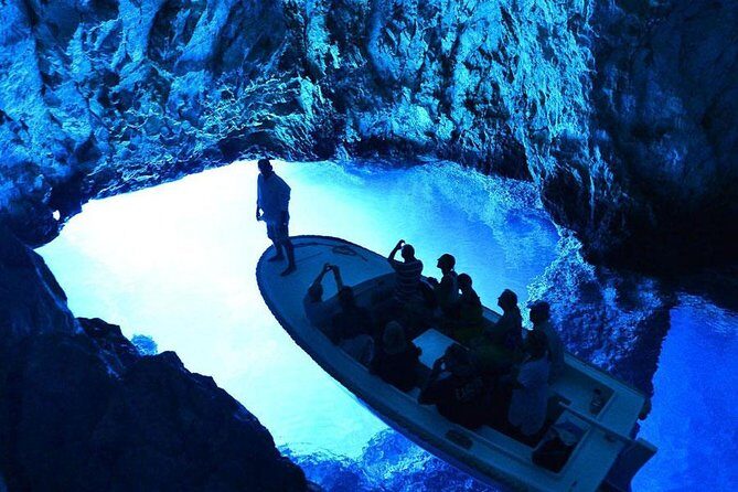 Blue Cave full day boat tour - Panoramic View of Pakleni Islands and Lunch Break