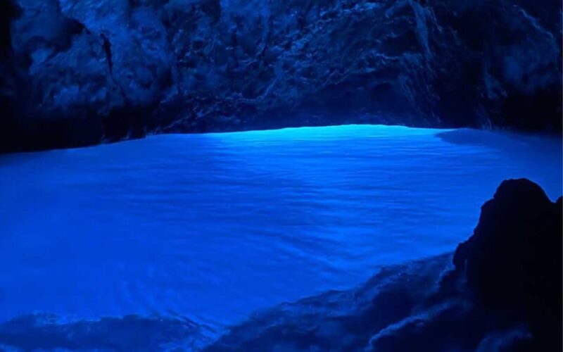 Blue Cave speedboat trip from Trogir - FAQs