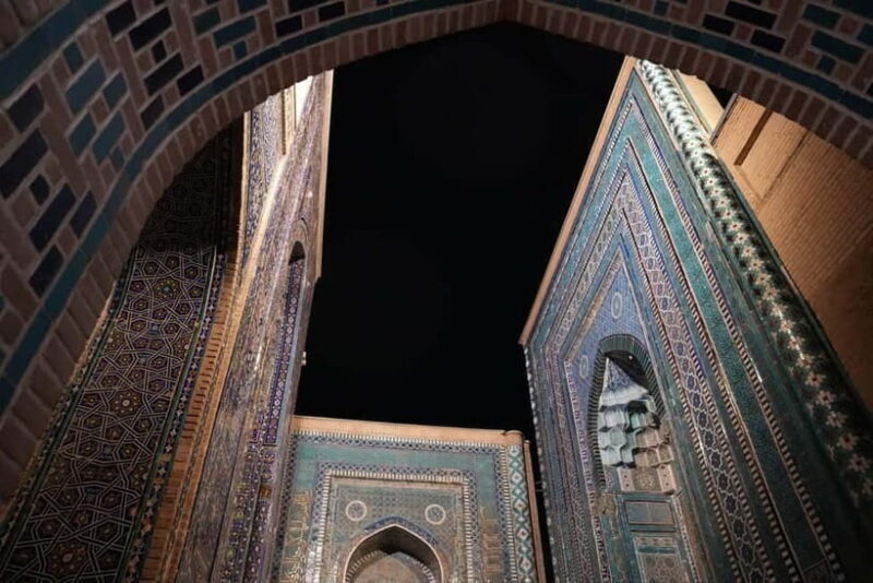 Blue domes of Samarkand and handmade arts: 2 days tour - Introduction
