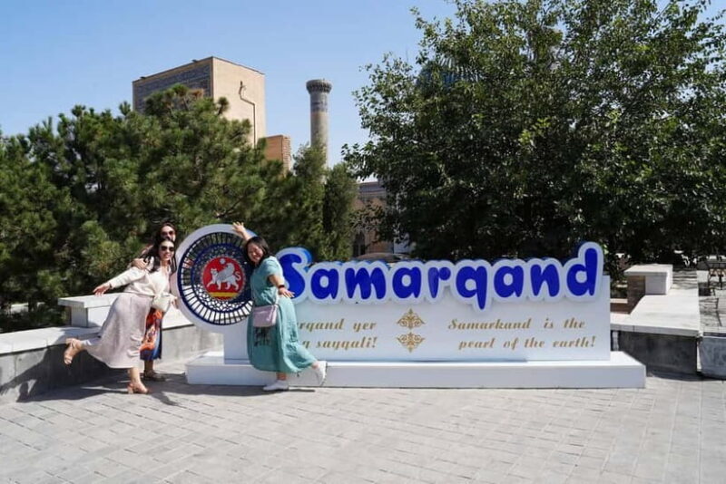 Blue domes of Samarkand and handmade arts: 2 days tour - The Practicalities