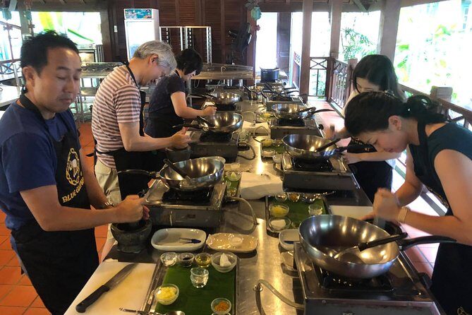 Blue Elephant Thai Cooking Class with Additional Dessert in Phuket - What Past Participants Say