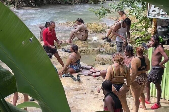 Blue Hole and bamboo rafting combo - Key Points