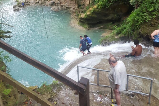 Blue Hole and Dunn's River Adventurous and hiking waterfalls from Ocho Rios - Key Points