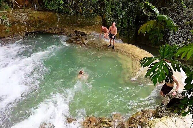 Blue Hole and Dunn's River Falls Tour from MontegoBay or Falmouth - FAQ