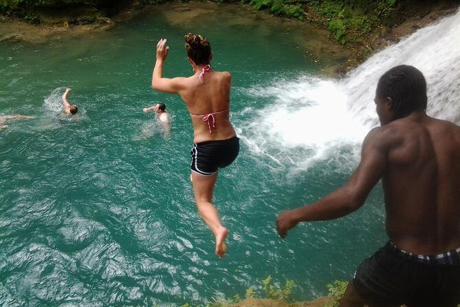 Blue Hole and River Tubing from Montego Bay - Key Points