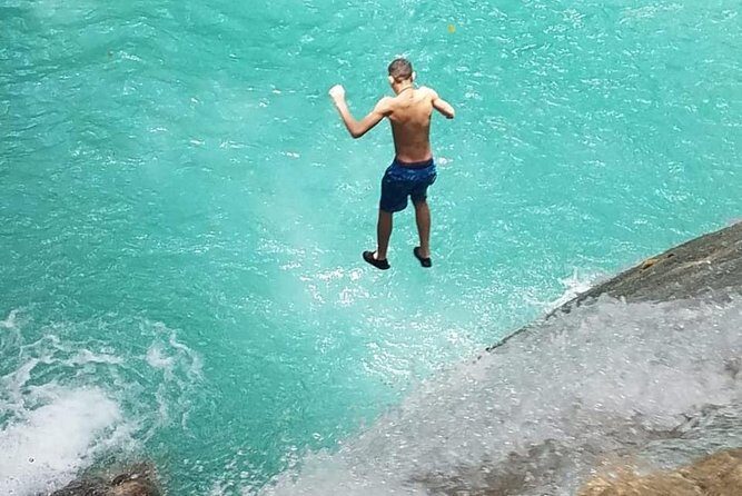 Blue Hole From Ocho Rios - What is the Blue Hole and why do travelers rave about it?