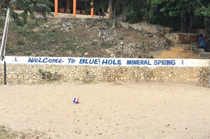 Blue Hole Mineral Springs, Rick's Café, and Shopping Combo Tour - FAQs