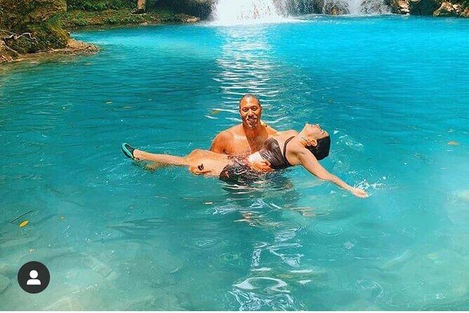 Blue Hole River & Falls with Shopping from Ocho Rios - FAQs