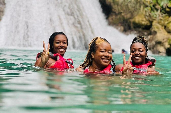 Blue Hole Secret Falls and Calypso River Tubing from Falmouth - FAQ