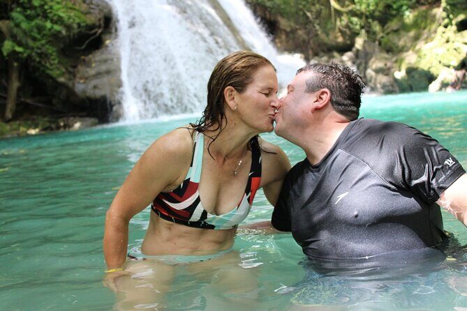 Blue Hole / Secret Falls Private Tour including Entry Fee - Why We Think This Tour Is a Great Choice