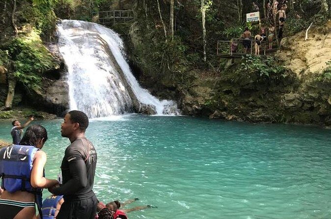 Blue Hole Tours from Montego Bay - Transportation and Comfort