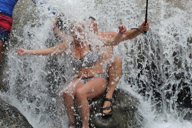Blue Hole waterfalls from Runaway bay - Key Points
