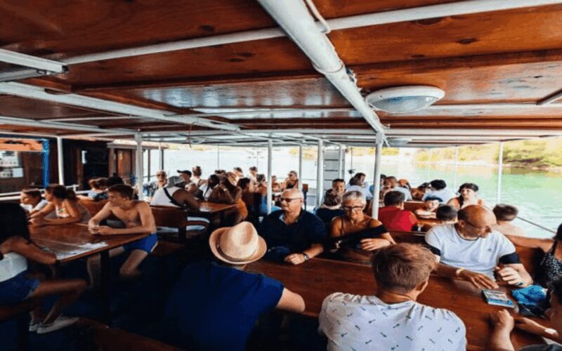 Blue Lagoon & Three Islands Boat Tour from Split with Lunch - What Travelers Say & Why It Matters