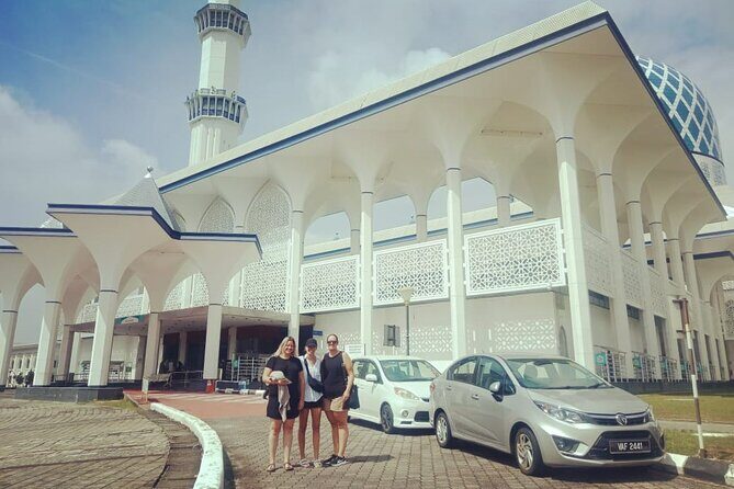 Blue Mosque And Batu Caves Private Tour from Kuala Lumpur - Authentic Experiences & Traveler Feedback