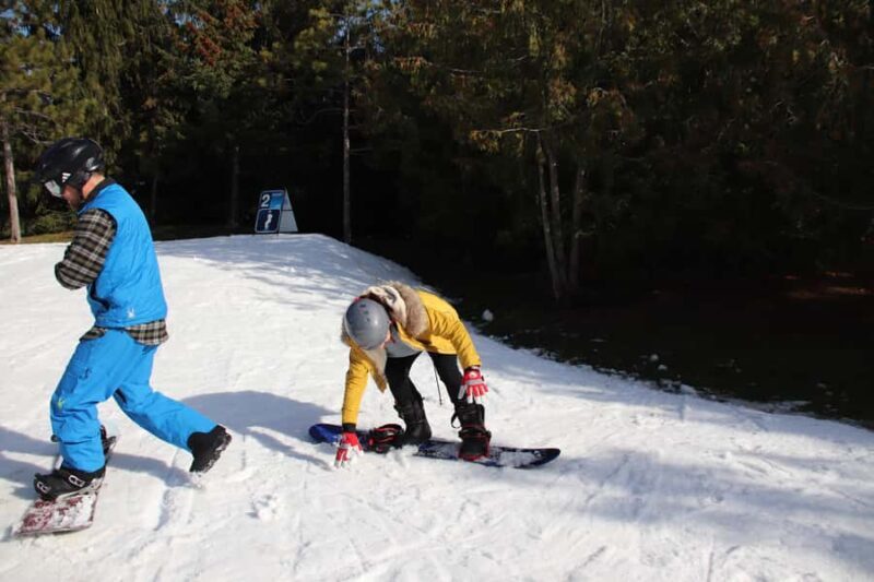 Blue Mountain: Skiing or Snowboarding for Beginners - What is the Experience Like?