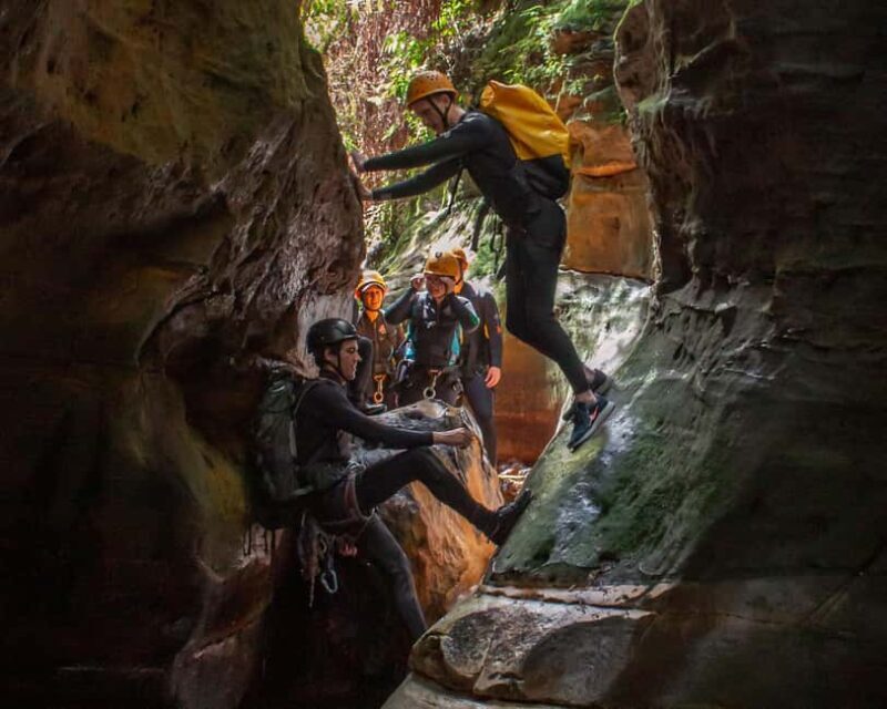 Blue Mountains: Abseiling and Canyoning Experience - Key Points